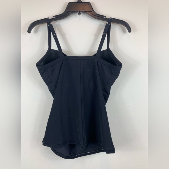 Hanro | Tops | Hanro Allure Builtin Bra Camisole 34c36c38b | Poshmark